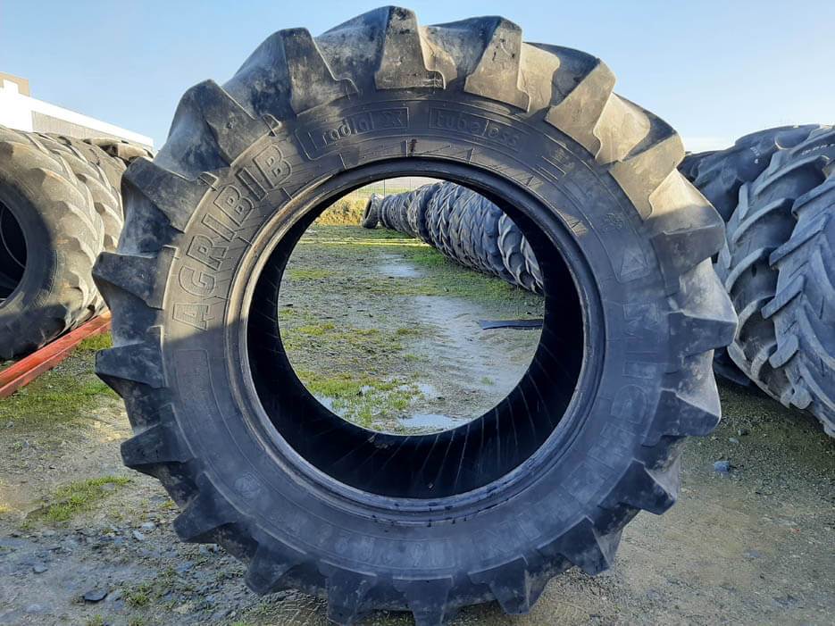 PNEU MICHELIN 420/85/28