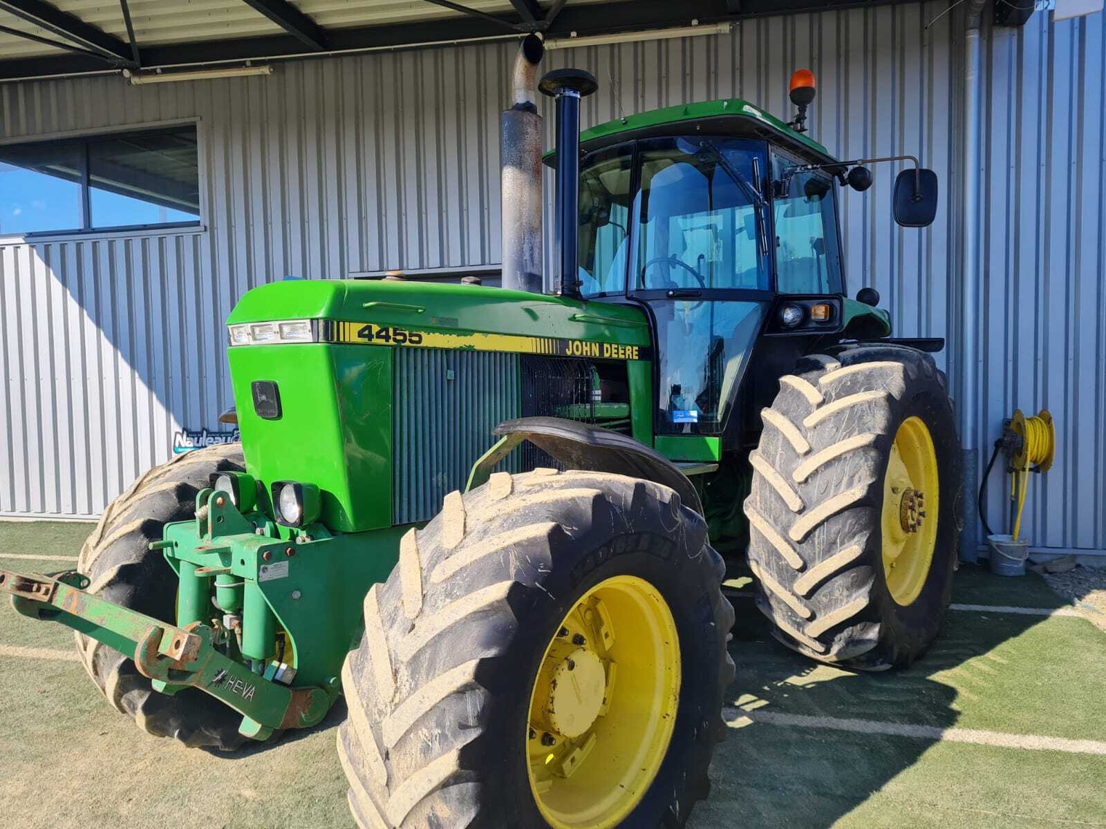 JOHN DEERE 4455