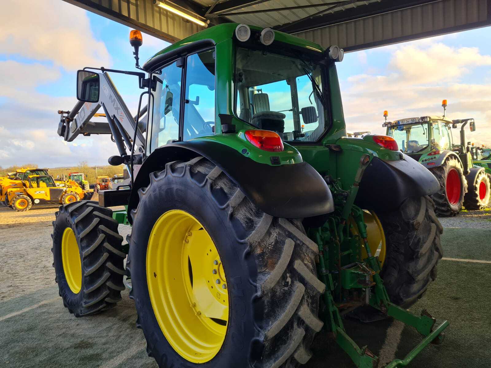 JOHN DEERE 6330 PREMIUM